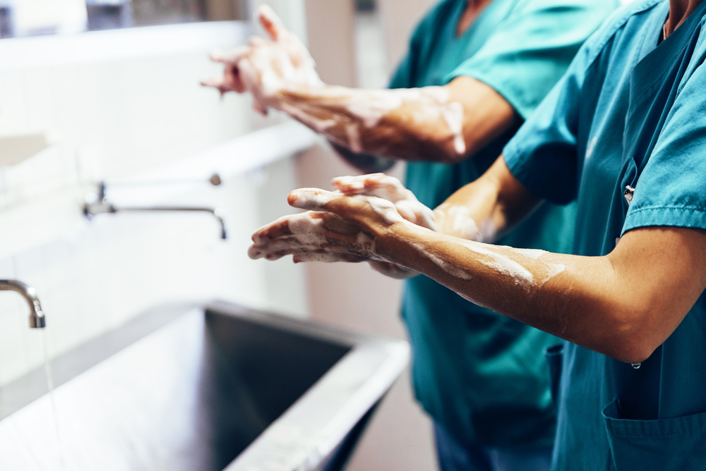 How Nurses Can Prevent Infection From Spreading in a Hospital - Health ...