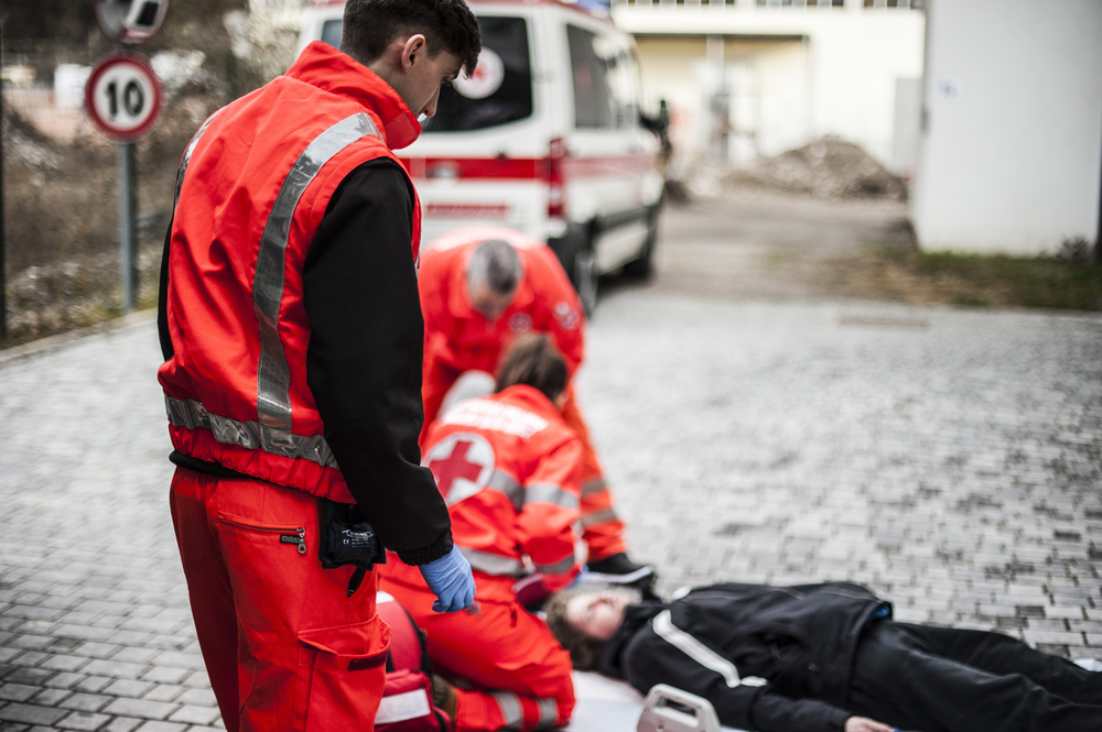 Health Infographic: Responding to a Cardiac Emergency - Health Works ...