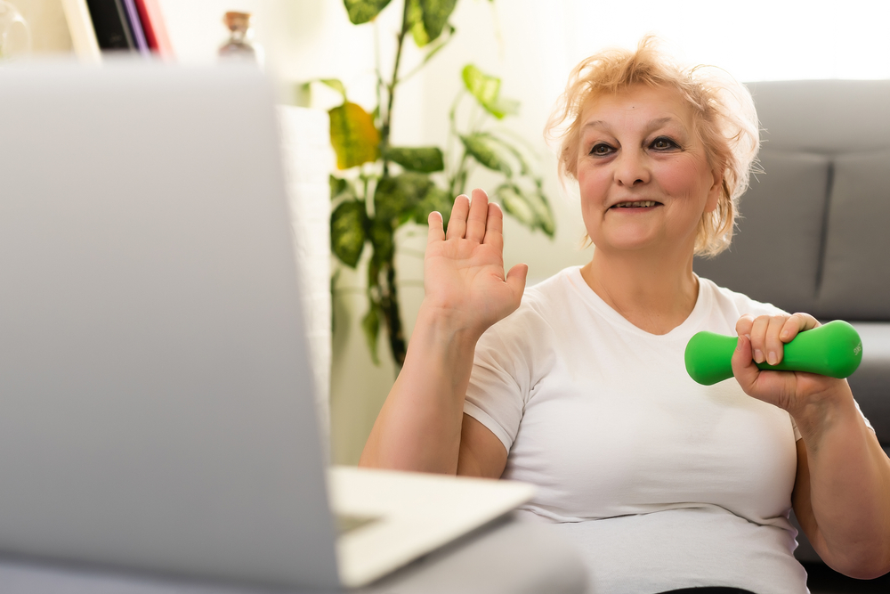 7 Crucial Tips to Promote a Healthy Lifestyle for Seniors