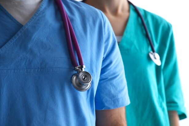 How Would You Choose The Best Medical Clothing And Gloves?