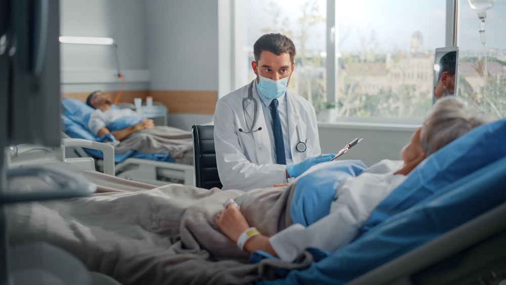 6 Ways to Help Seniors Recover from Surgery