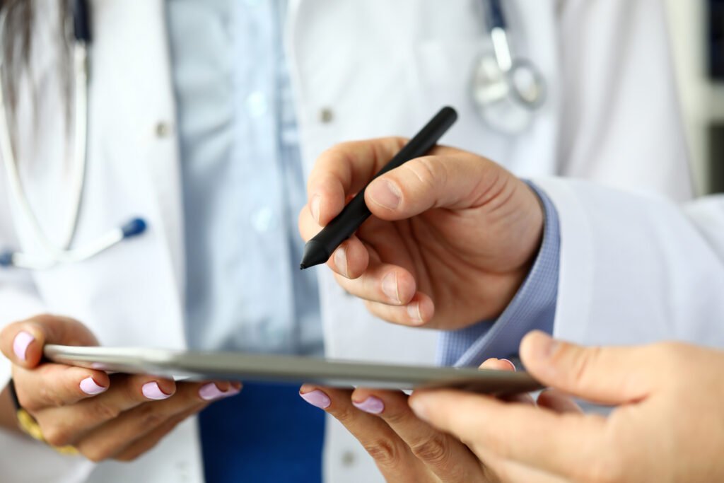 Doctors' Signatures Are The New Medical Innovation and Tech Solution ...